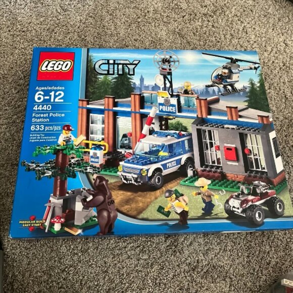 Lego | Toys | Lego City Forest Police Station Set 444 | Poshmark